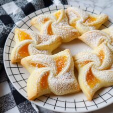 Finnish Apricot Pinwheel Cookies – Irresistibly Sweet & Flaky